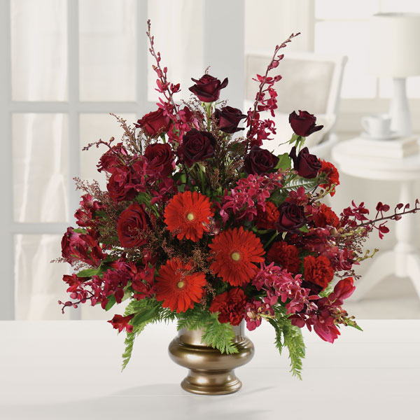 The Classic Compote :: Smiths Flowers